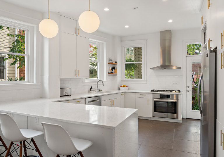 Upward Studio – Your Local Expert in Real Estate Media